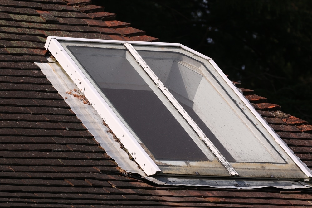 Signs It’s Time to Replace or Repair Your Double Glazing